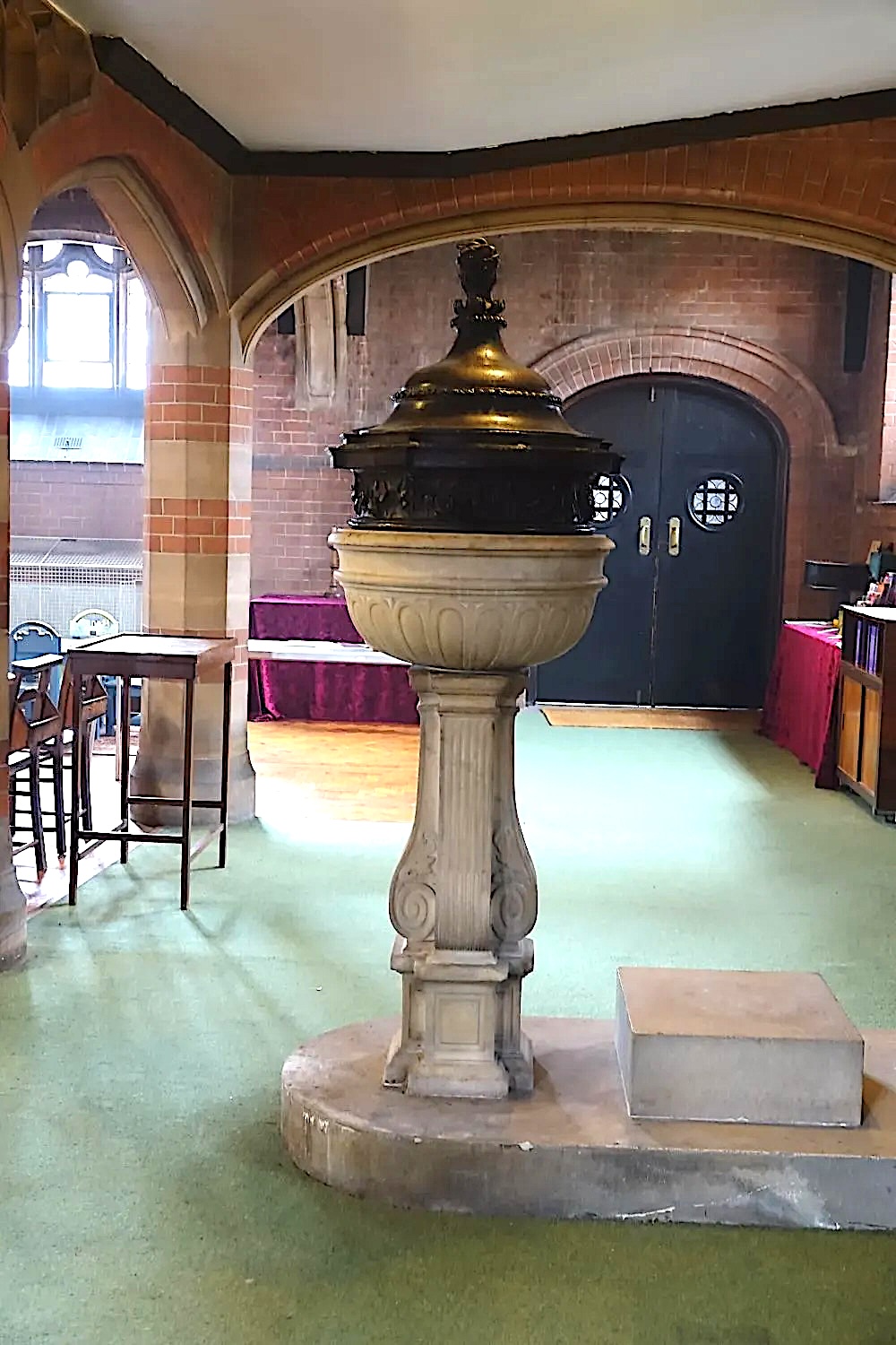 bartholomewcaroefont – Andrew Pink